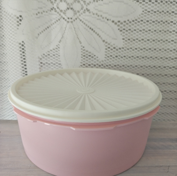 Tupperware | Kitchen | Tupperware Heritage Collection Biscuit Cookie ...